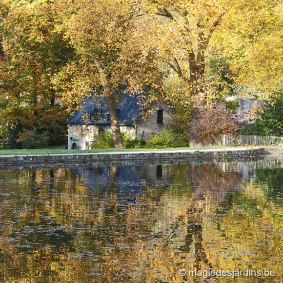 Abbaye Rouge Cloitre